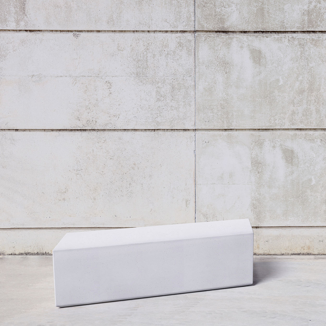 Banco público contemporáneo - BOX VR : 102.VR - SIT - de hormigón / modular