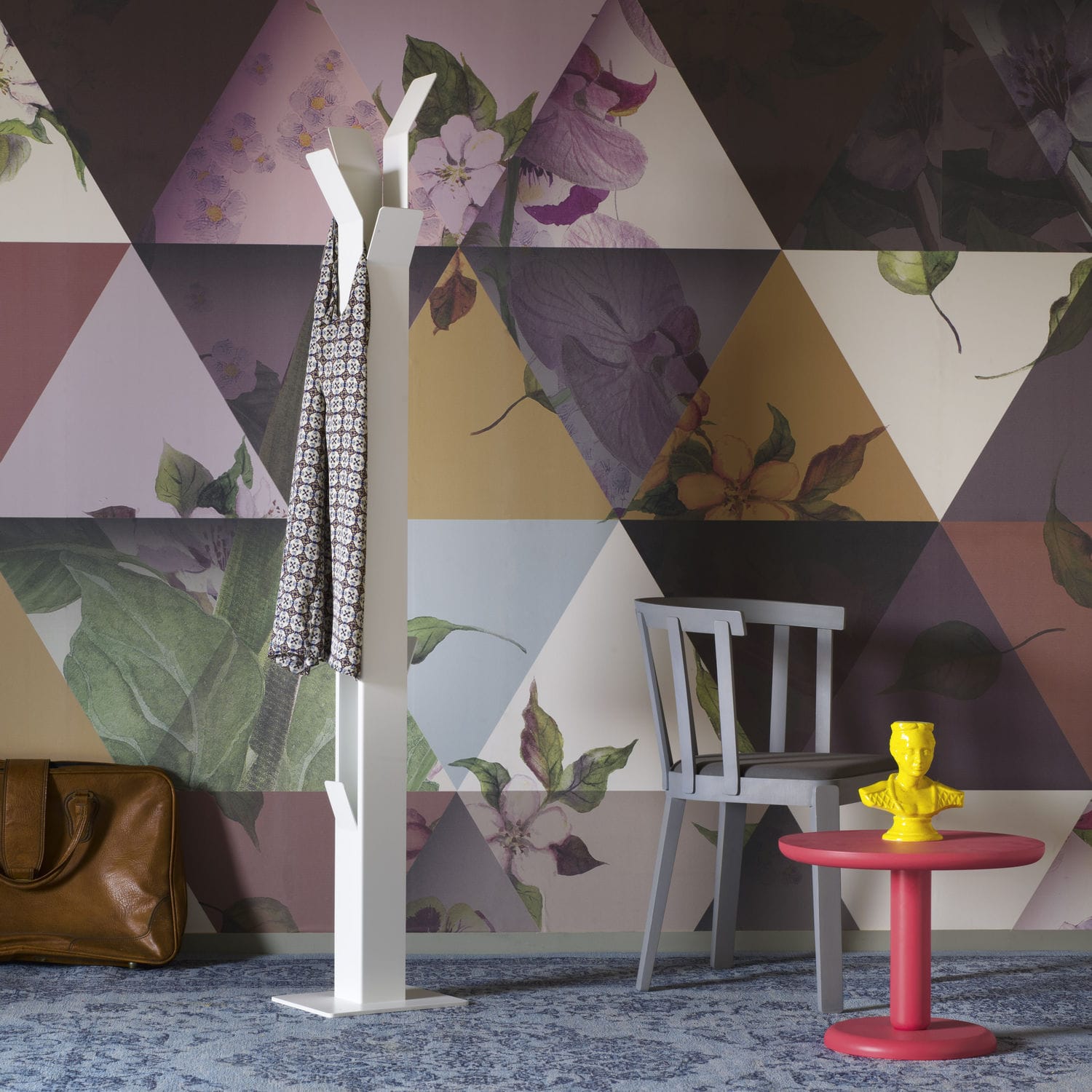 Perchero de pie - Match Box - miniforms - contemporáneo / de metal lacado / blanco