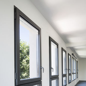 Ventana de fibra de vidrio - KALORY'R - KAWNEER - de poliamida ...