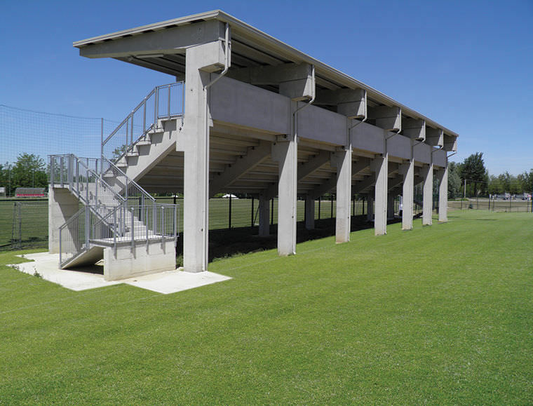 Grada prefabricada - S05-SM - c.m.c.2. 0 - de hormigón armado