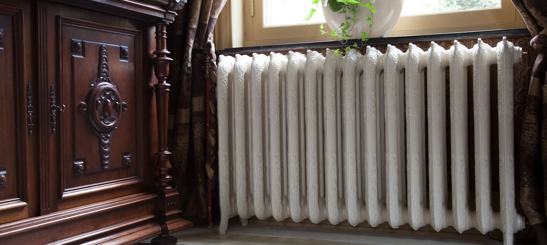 Radiador de agua caliente - ROCOCO THREE COLUMN - Classic Comfort - de ...