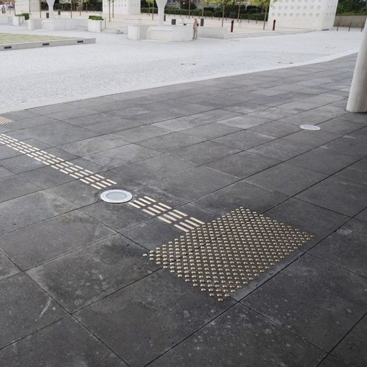 Pavimento guía táctil de acero inoxidable - KDR - OLEJÁR spol. s r.o ...