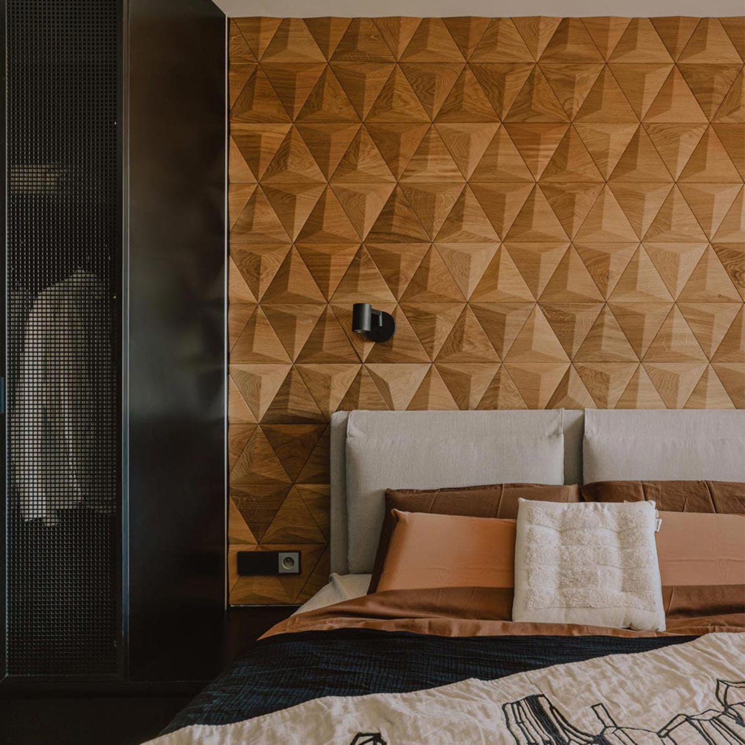 Panel decorativo de pared - PYRAMID - FORM AT WOOD - para interiores ...