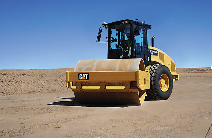 Compactador monocilindro / vibratorio / de suelo - CS64B - CATERPILLAR ...