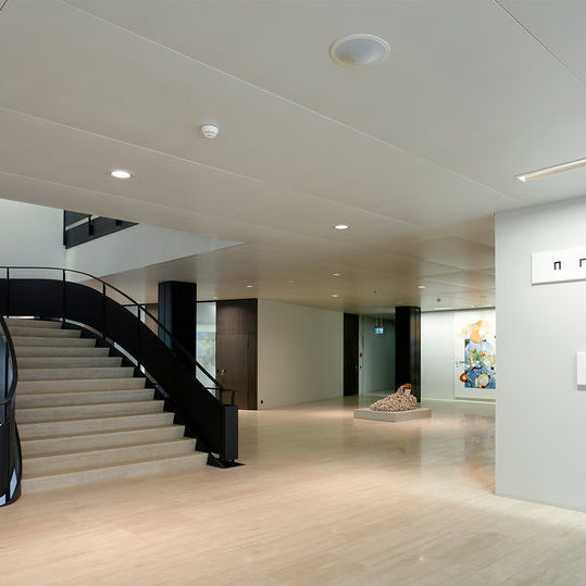 Falso techo de metal - Armstrong R-H - Knauf Ceiling Solutions - en ...