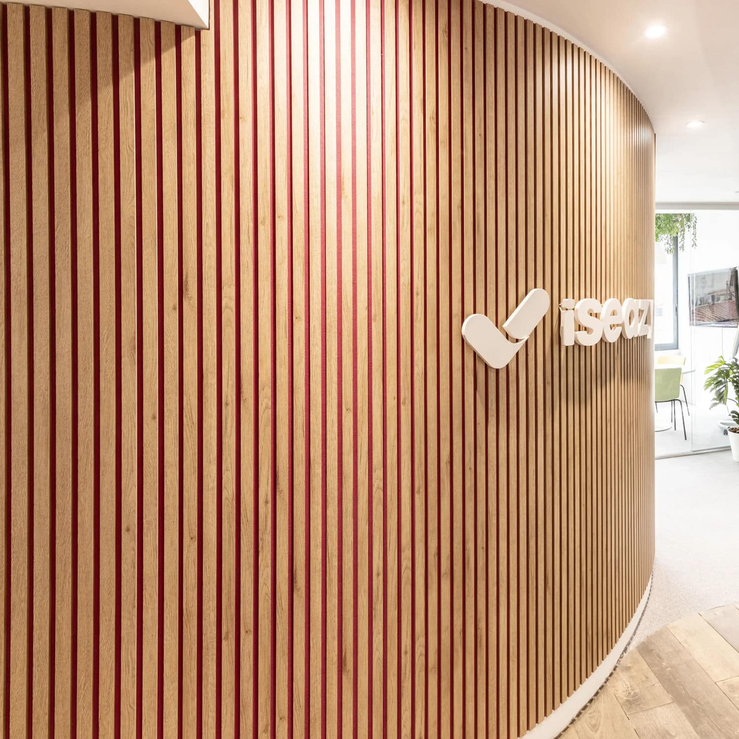 Panel acústico para muro - Corners - ECOcero - MDF / de PET / curvado