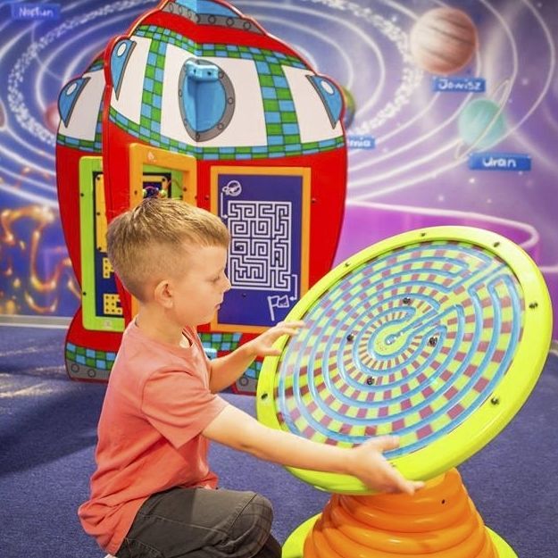 Panel de juego con rueda - SPI Global Play - educativo