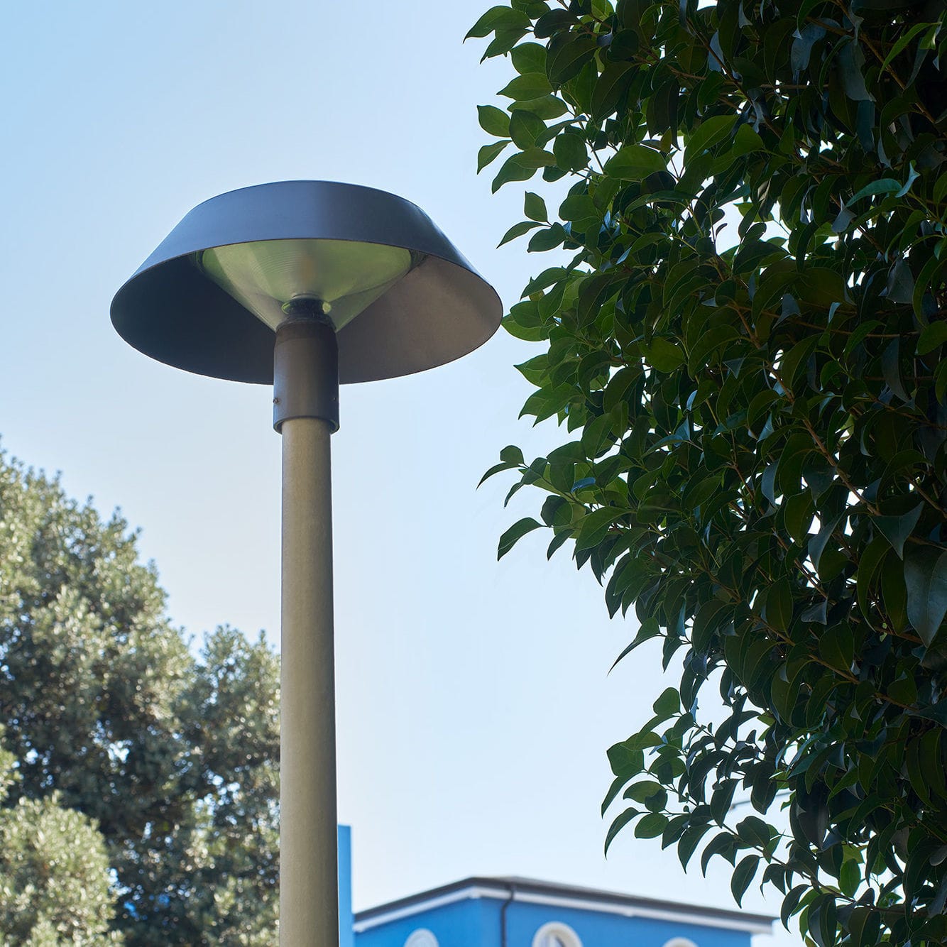 Farola urbana - TWILIGHT BILBAO - iGuzzini - contemporánea / de acero ...