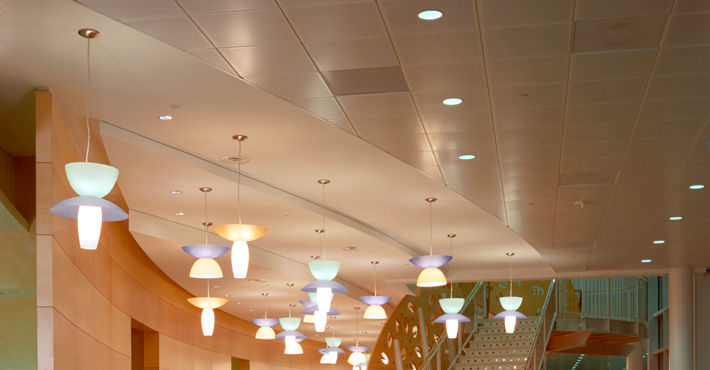 Falso techo de metal - PLANOSTILE™ - CHICAGO METALLIC CORPORATION - en ...