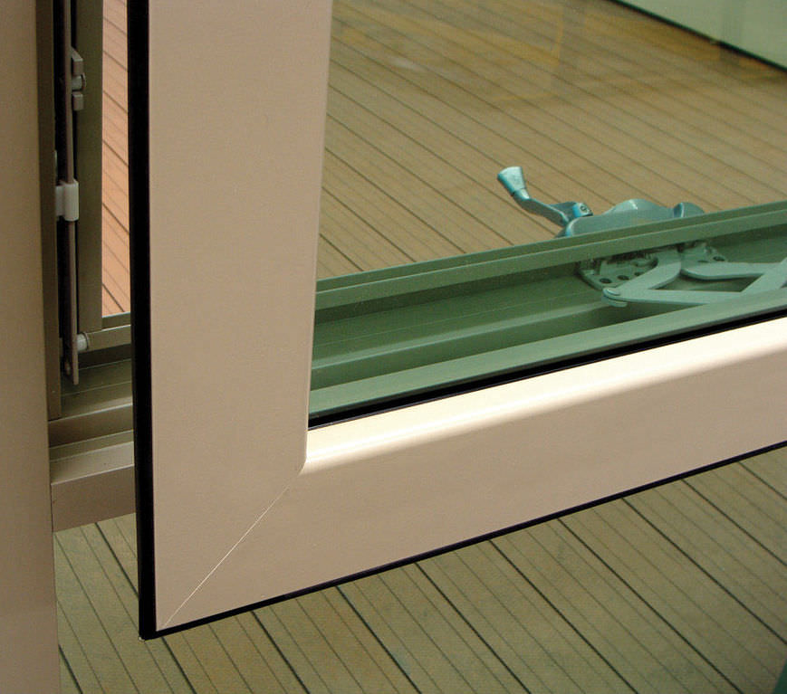 Ventana de aluminio - HEAVY DUTY SUMMIT - Wintec Aluminium Windows ...