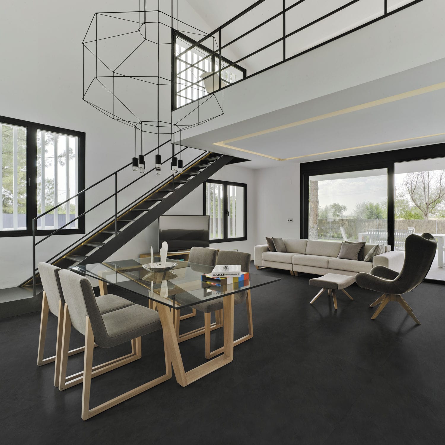 Baldosa de interior - TECHLAM® : BASIC BLACK - Levantina - de pared / de suelo / de gres porcelánico