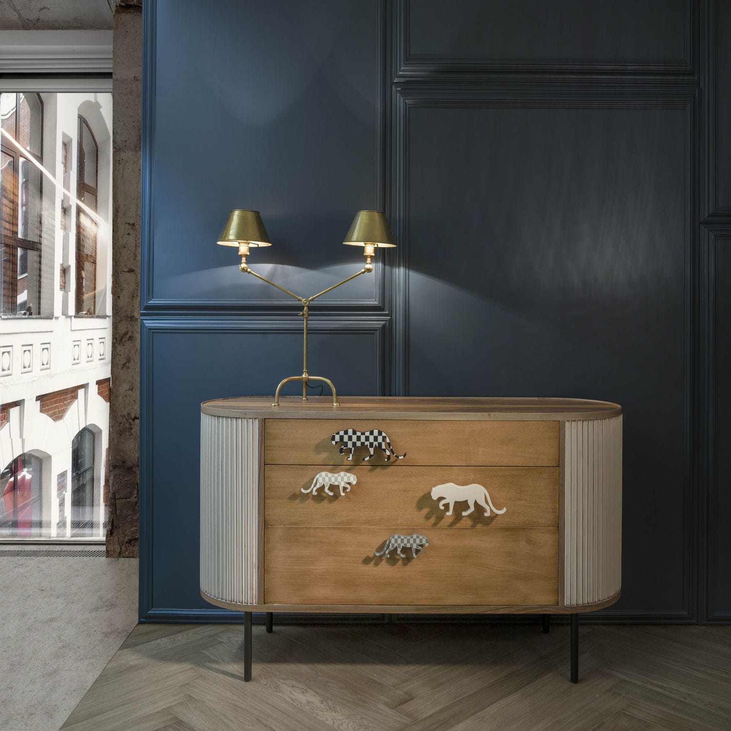 Cómoda con patas altas - GUEPARDO - LOLA GLAMOUR - de diseño original ...