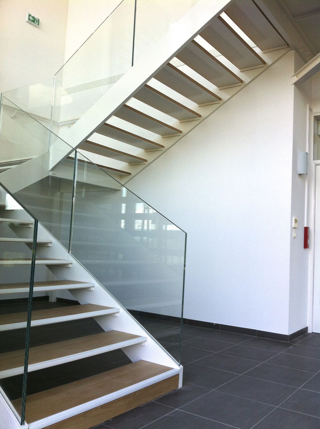 Escalera en U - ELITE ACIER BOIS (HETRE) ET VERRE - Trescalini - con ...