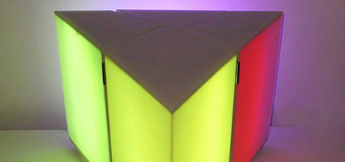 Columna luminosa contemporánea - D*LIGHT - Dupont Building and Construction