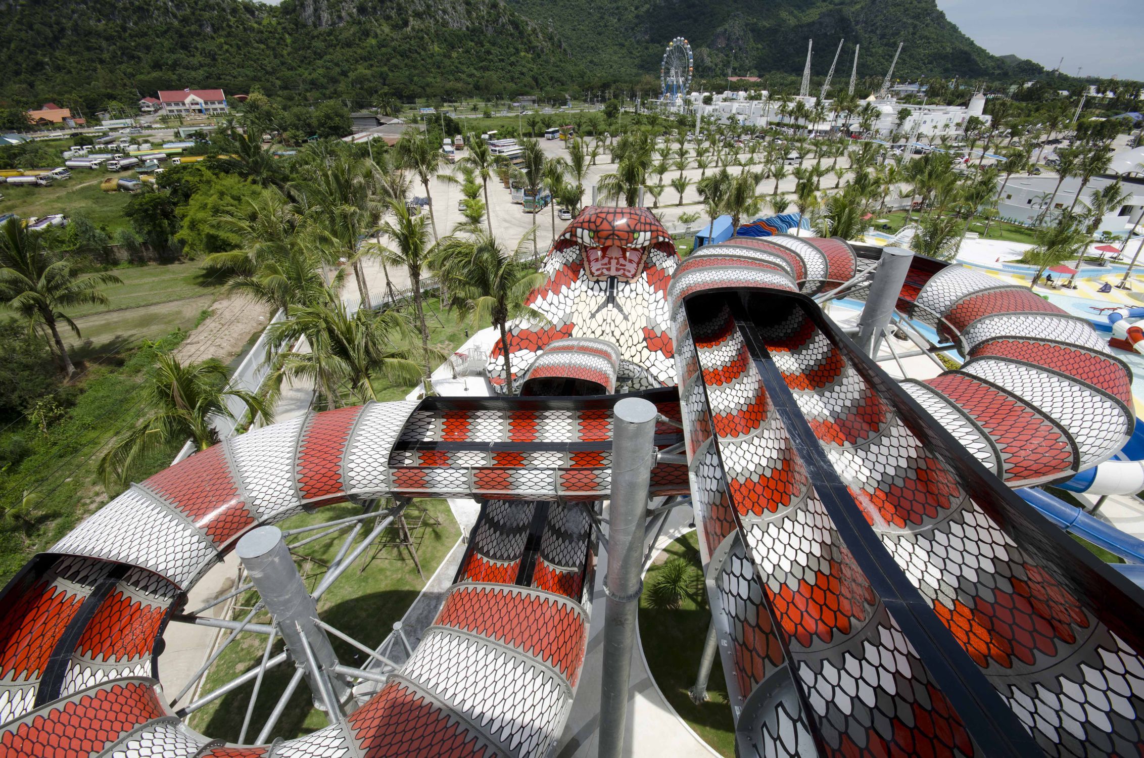 Tobogán giratorio - KING COBRA - Polin Waterparks - para parque ...