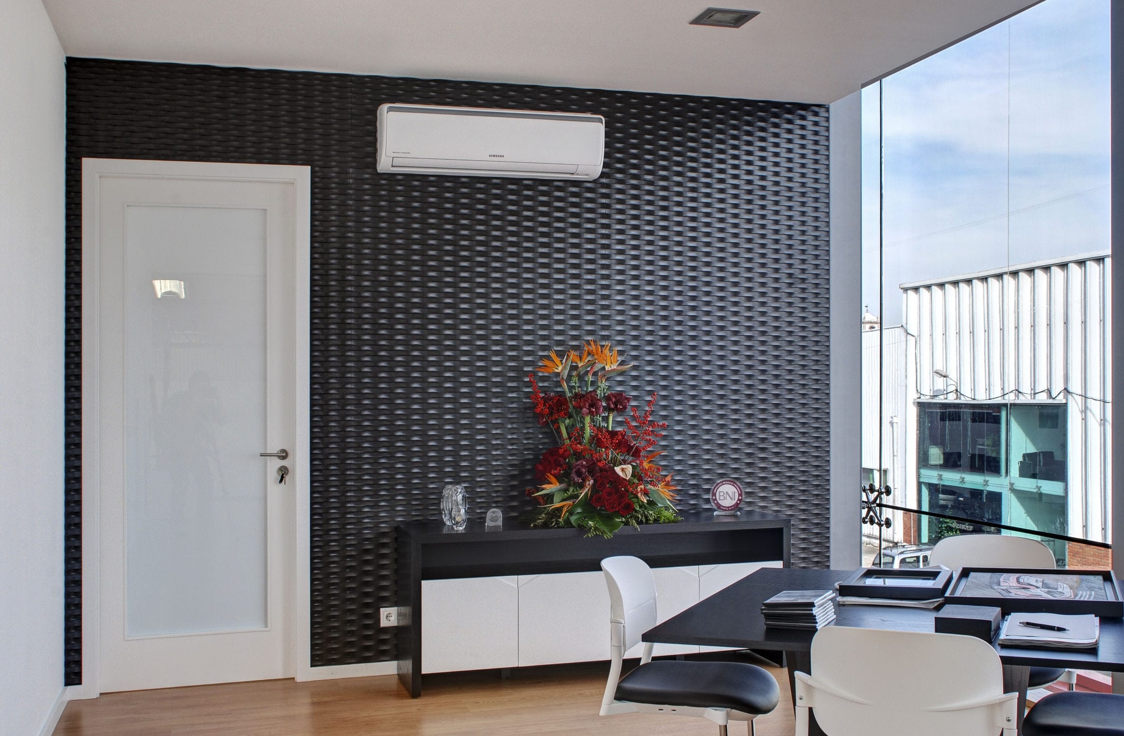 Panel decorativo de pared - Planoffice - Valchromat® / texturizado