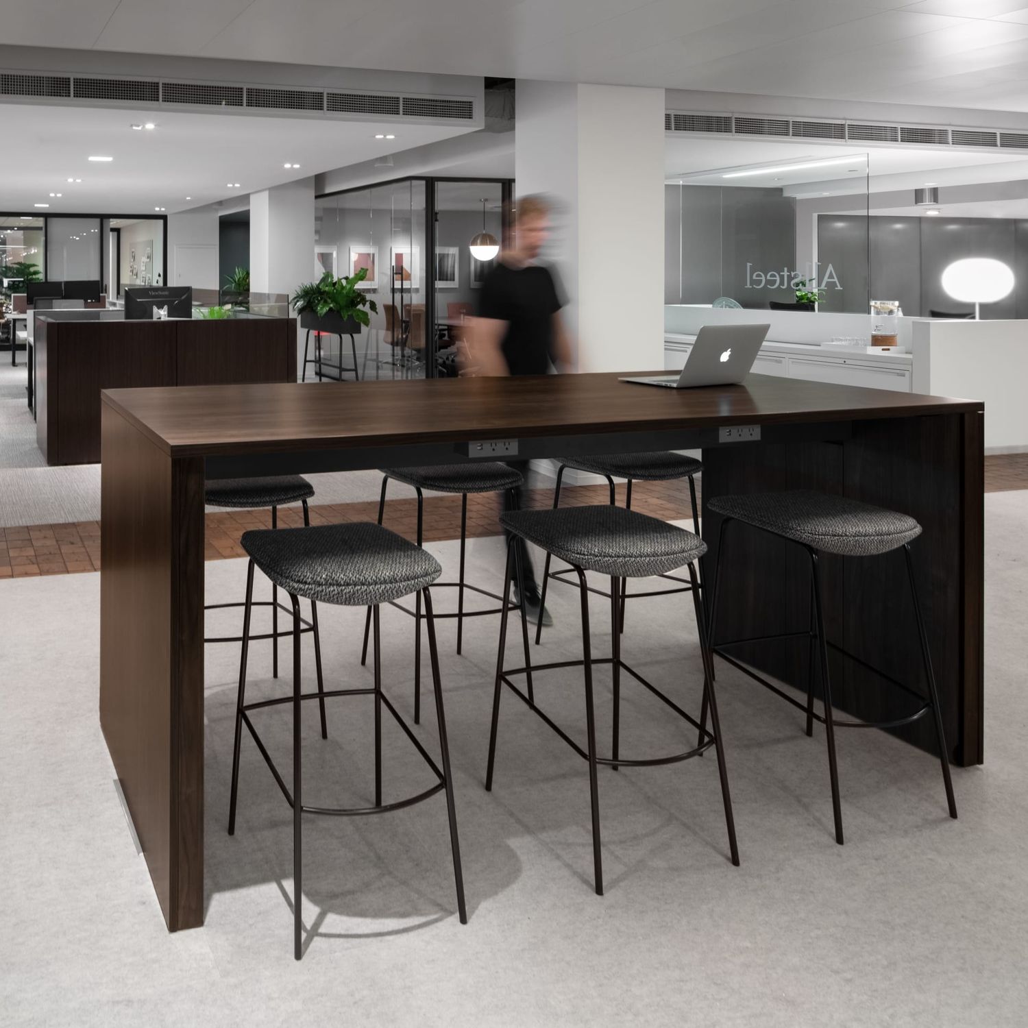 Mesa alta contemporánea - HARVEST - Allsteel - de madera / con base de ...