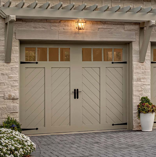 Puerta de garaje seccional - CANYON RIDGE® CHEVRON - Copy door ...