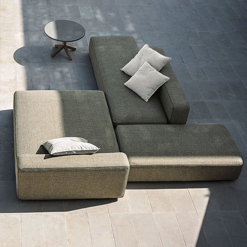 Sofá modular - DANDY - RODA - contemporáneo / de exterior / de tejido