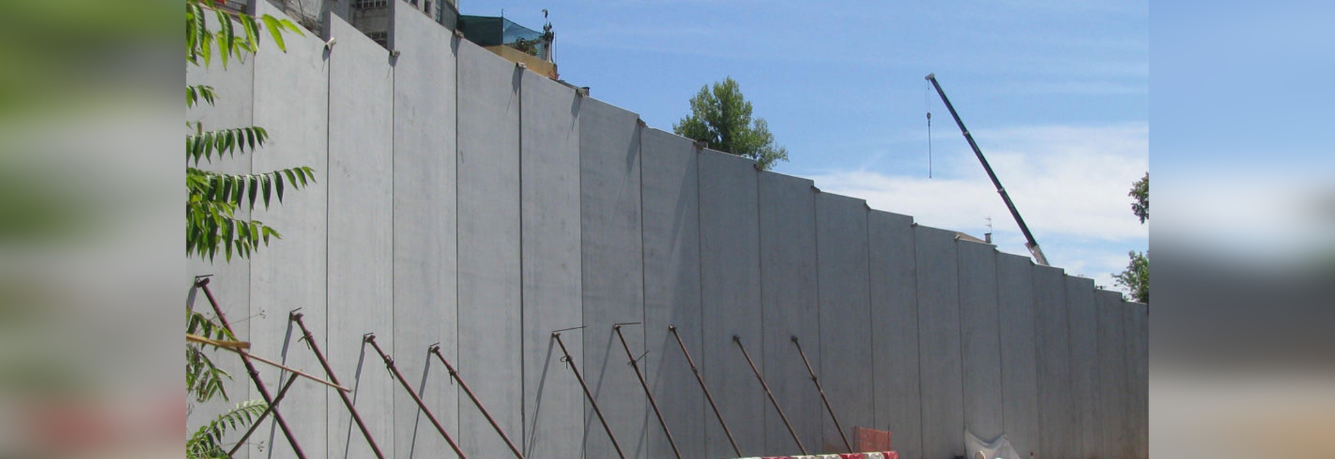 NOVEDAD: muro de contención de hormigón armado by Farcimar - Farcimar